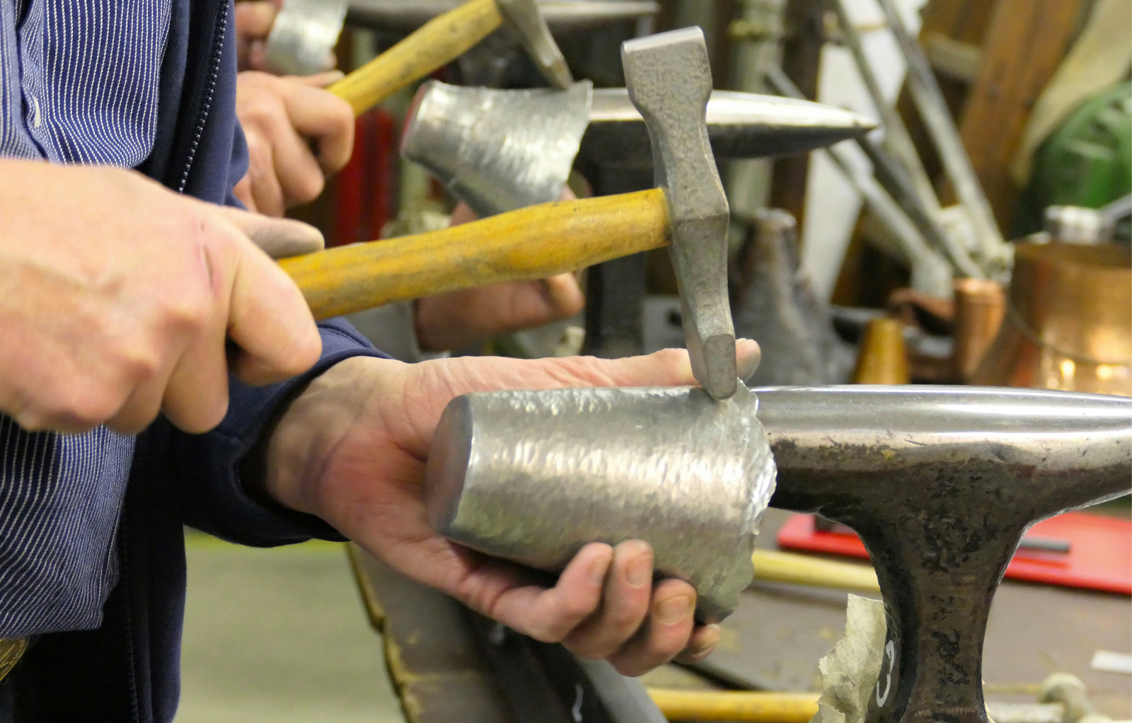 Alte Handwerkskunst - ﻿Echte Han﻿darbeit